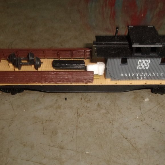 Tyco | Toys | Tyco Ho Model Train Car Maintenance 932 Railroad Display ...